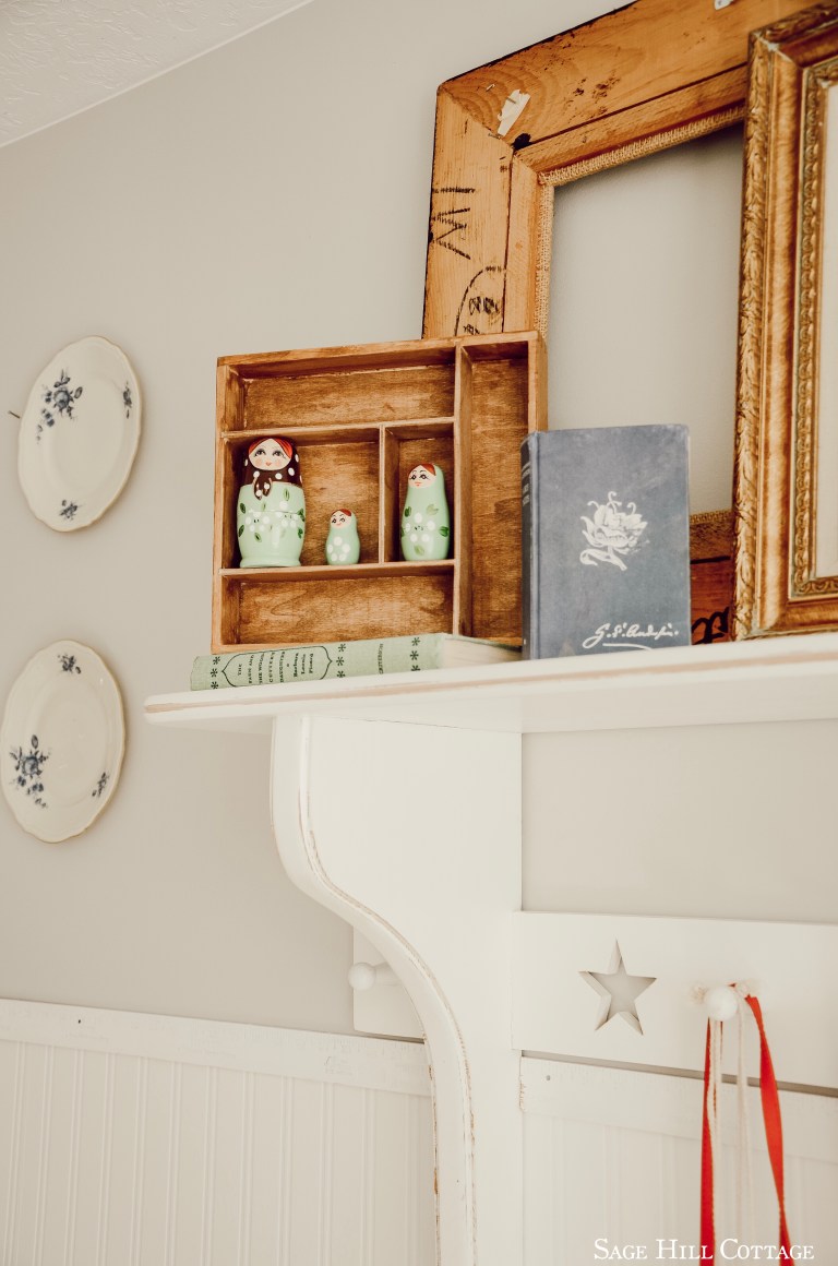 VINTAGE ANTIQUE INSPIRED PLAY ROOM